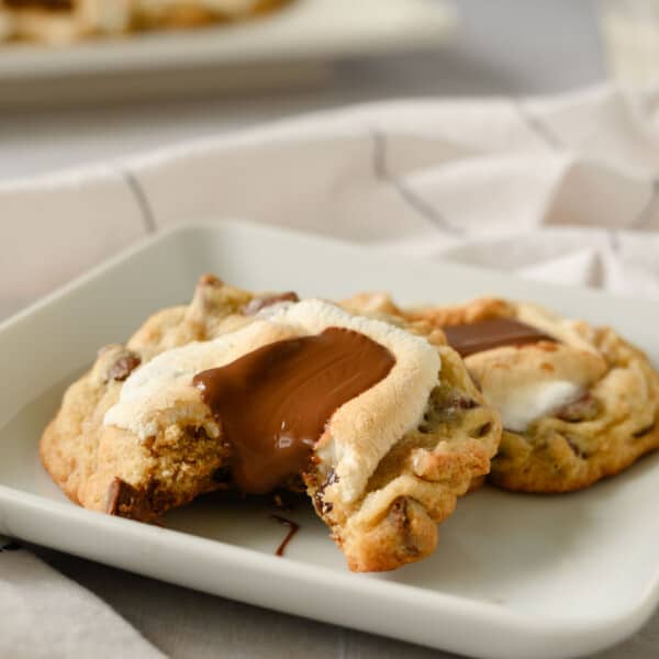 Old-fashioned Chewy Peanut Butter Cookies | Josie + Nina