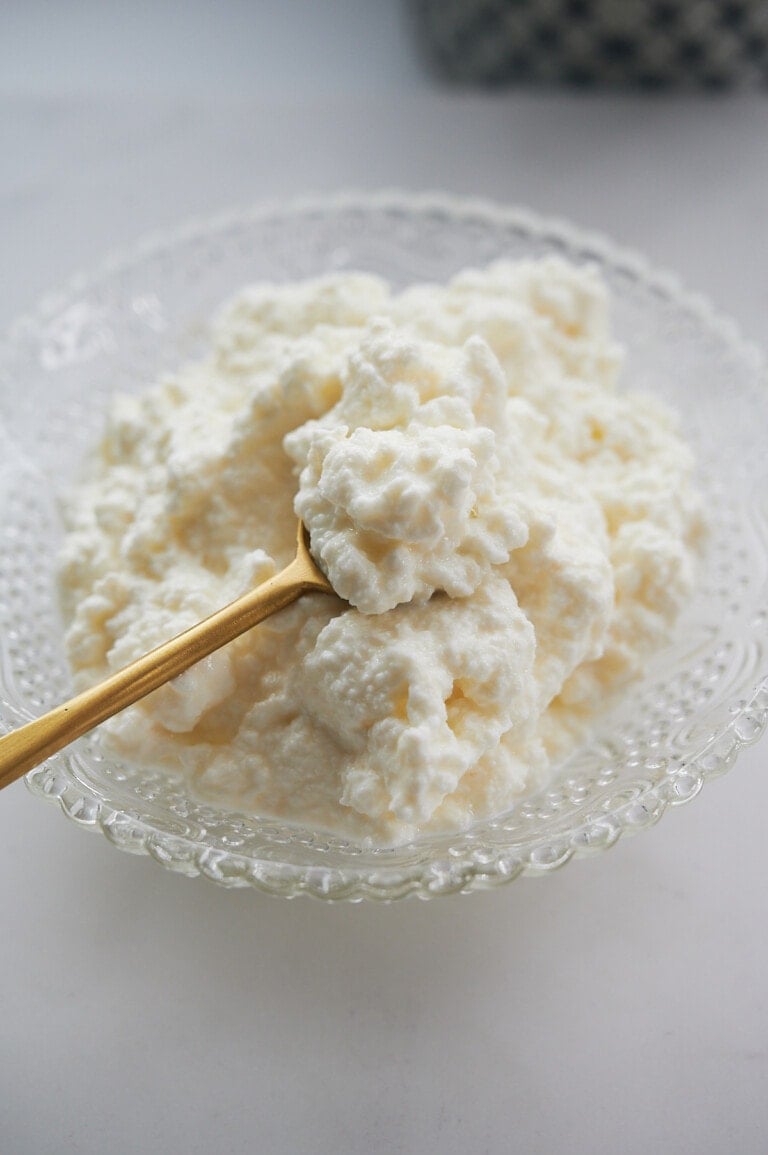 15 Minute Creamy Ricotta Cheese from Scratch (with white vinegar ...