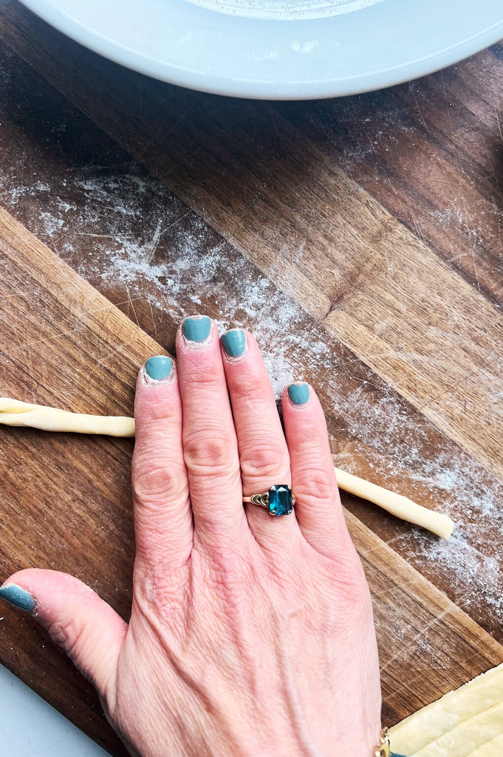 Hand-rolled Pici Pasta Recipe (kid-friendly) | Josie + Nina