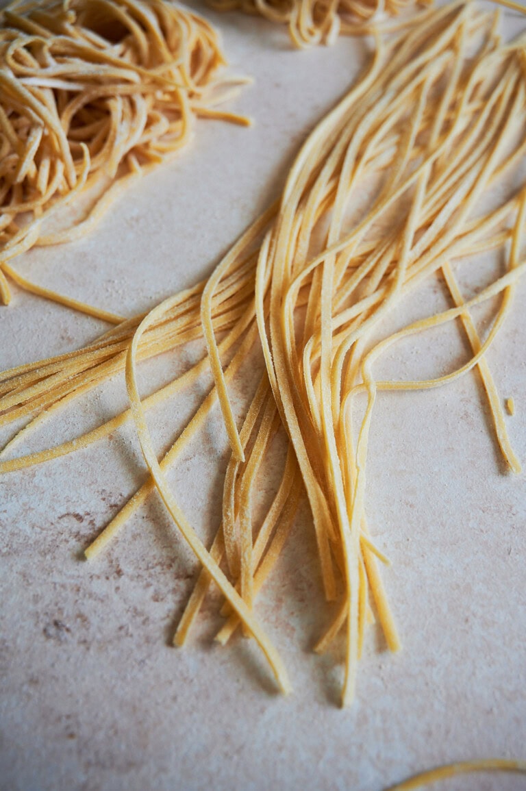 Hand-cut Spaghetti alla Chitarra Tutorial | Josie + Nina