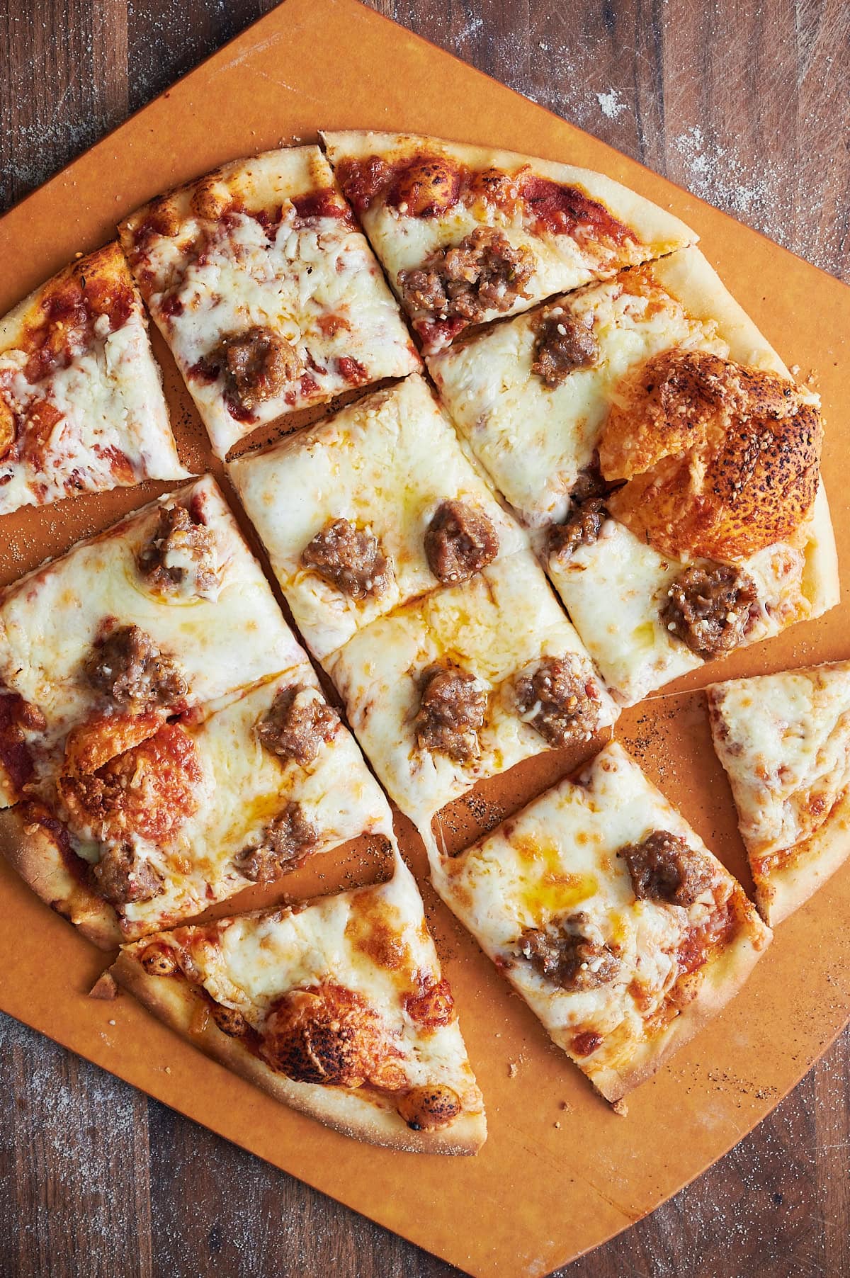 Chicago Tavern Style Pizza with Italian Sausage (at home version ...